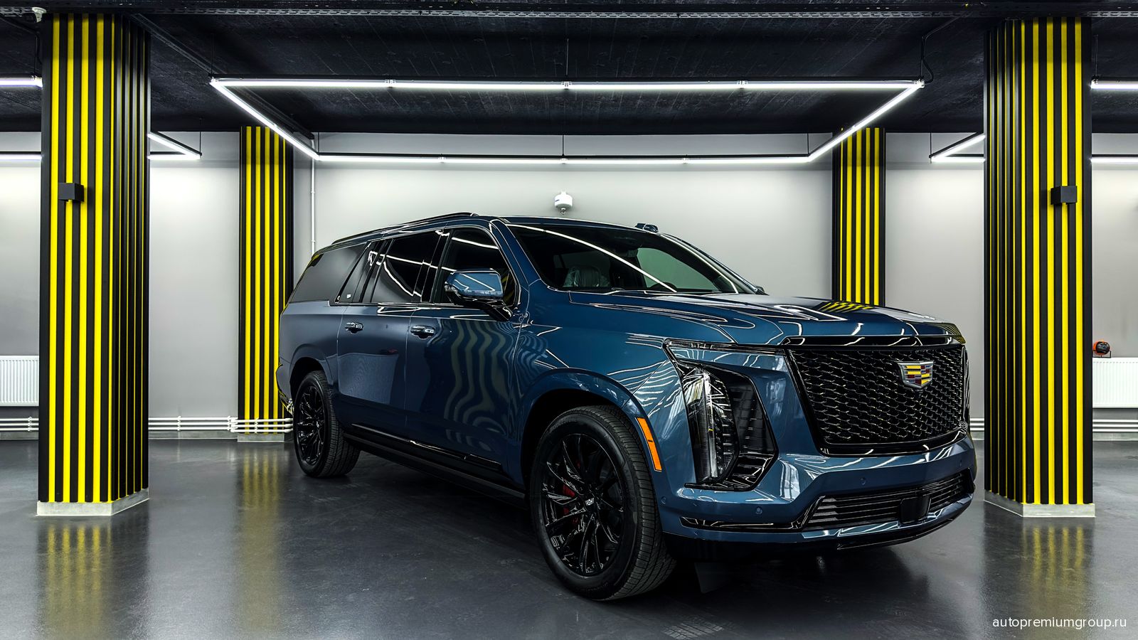 Купить Cadillac Escalade Sport Platinum ESV 2025 6.2 V8 VVT DFM Бензин ...