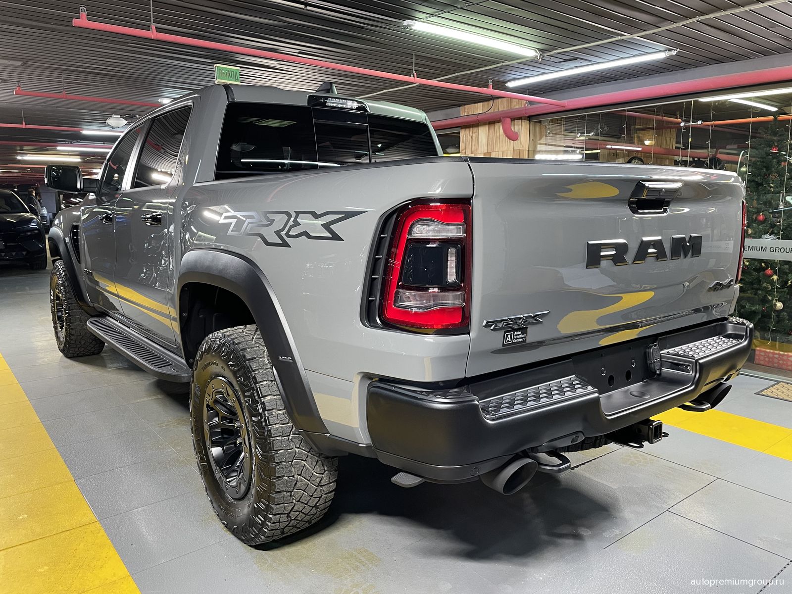 RAM 1500 TRX TRX 2023 6.2 V8 HEMI® SUPERCHARGED SRT® Бензин 702 л.с ...