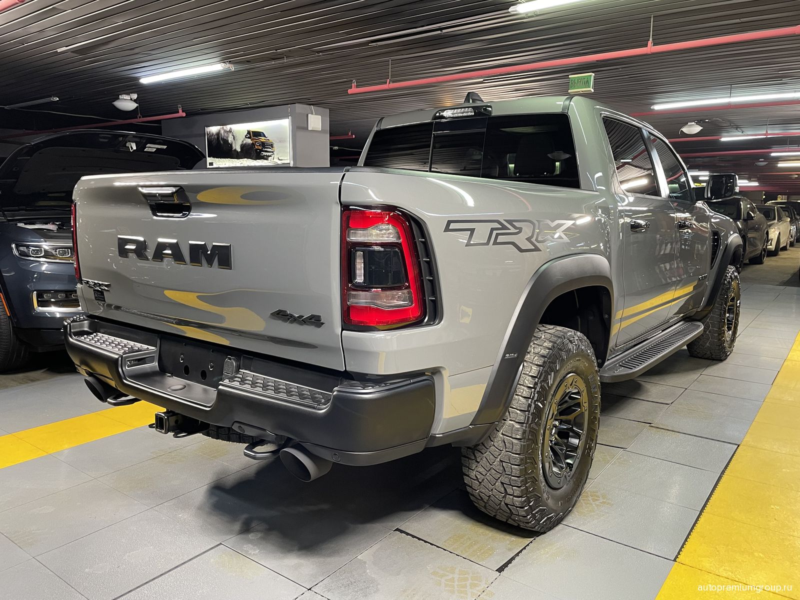 RAM 1500 TRX TRX 2023 6.2 V8 HEMI® SUPERCHARGED SRT® Бензин 702 л.с ...